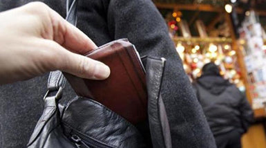 Skimguard. RFID Protection & Smart Tracking for Everyday Security